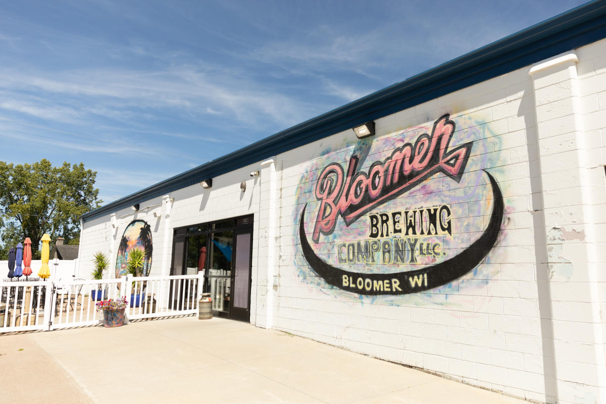 Wisconsin Breweries You Should Visit 🍻 – What's A Brewin Podcast